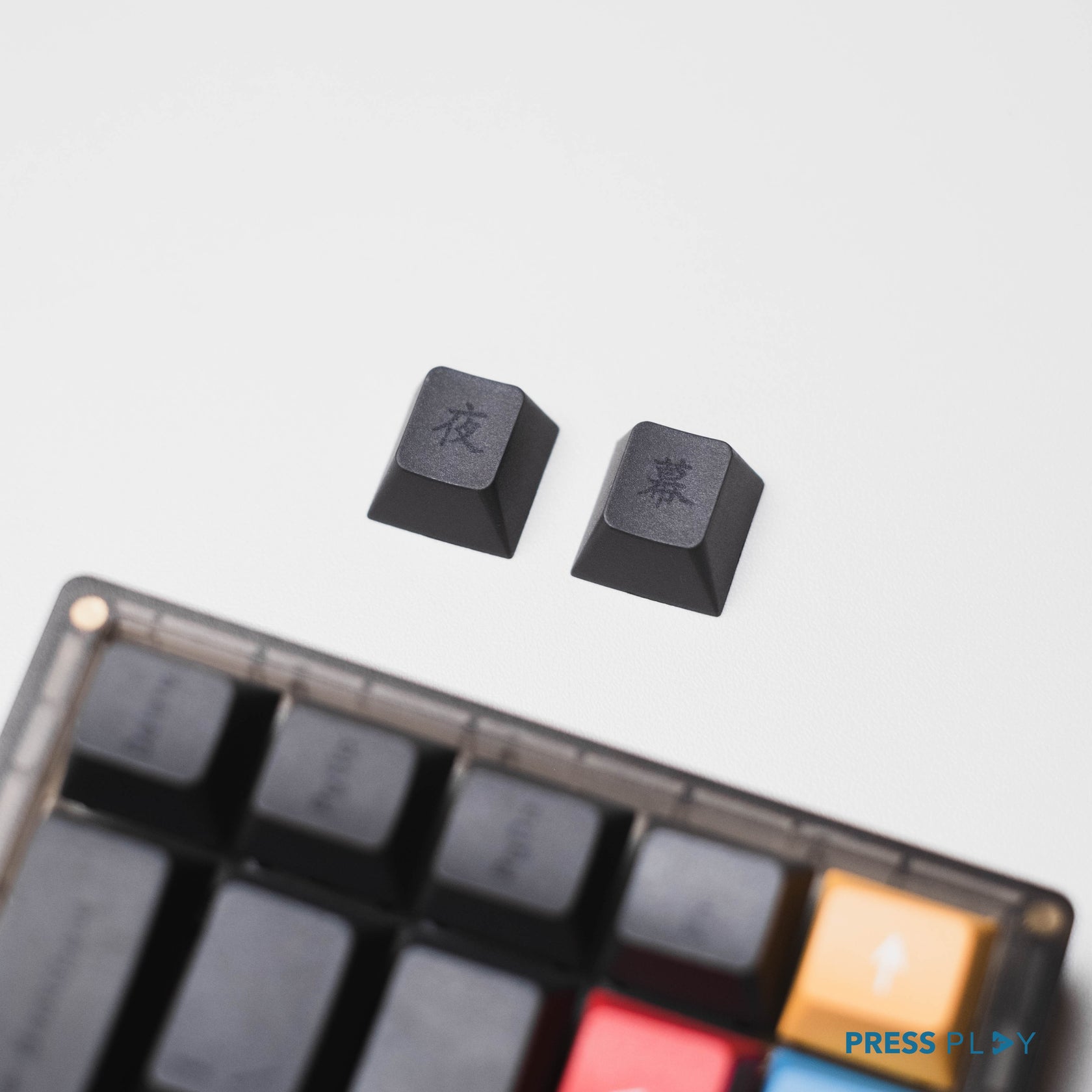 BLACKOUT PBT Dye Sub Sublimated Keycaps Keycap Set – pressplayid