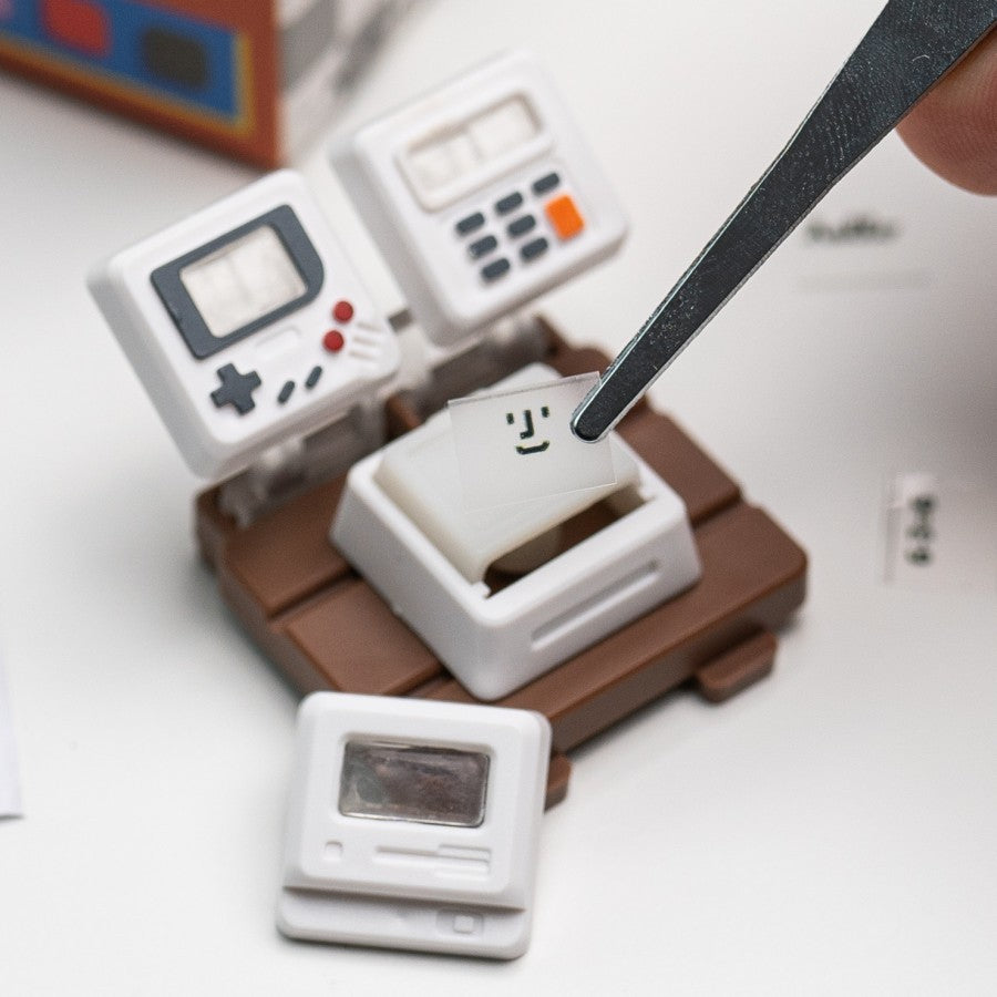 RETRO GAMEBOY 3in1 Artisan Keycap Mechanical Keyboard – pressplayid