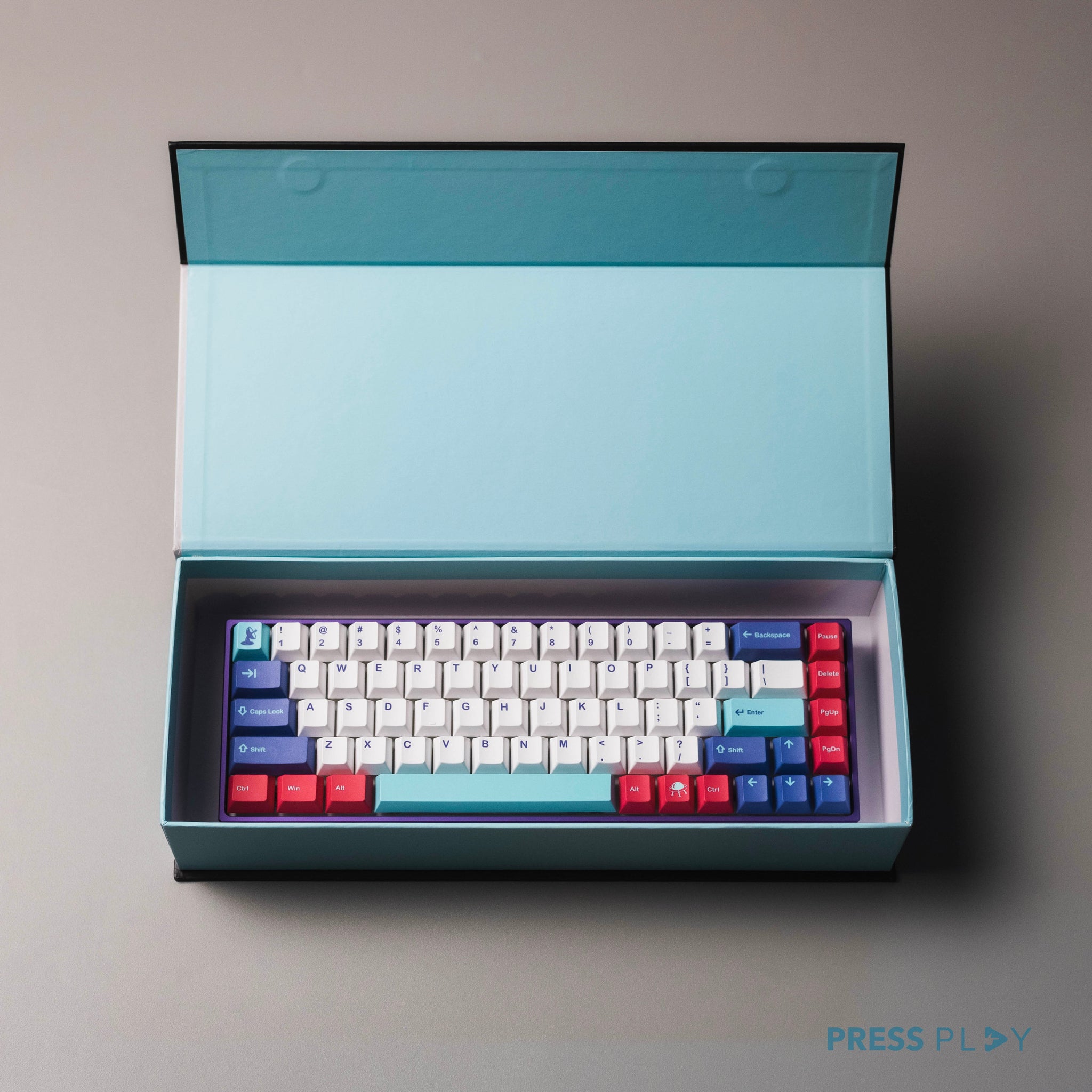 VOYAGER68 Lightyear Edition CNC Alu South Facing Mechanical Keyboard ...