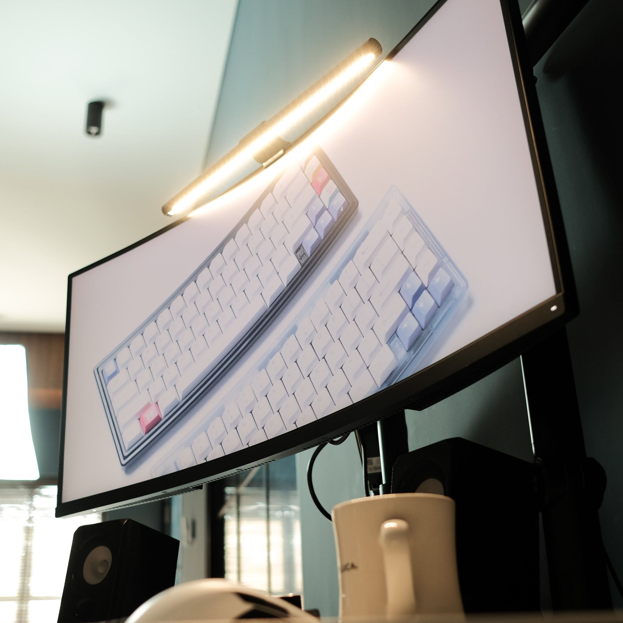 Screenbar Lamp Lampu Monitor Hanging Light by Press Play – pressplayid